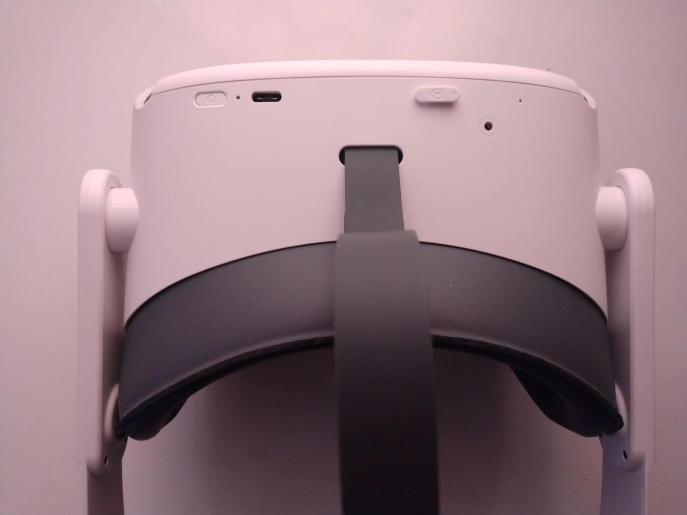 A Hands-On (P)Review Of Pico Neo 3 Pro VR Headset | ARPost