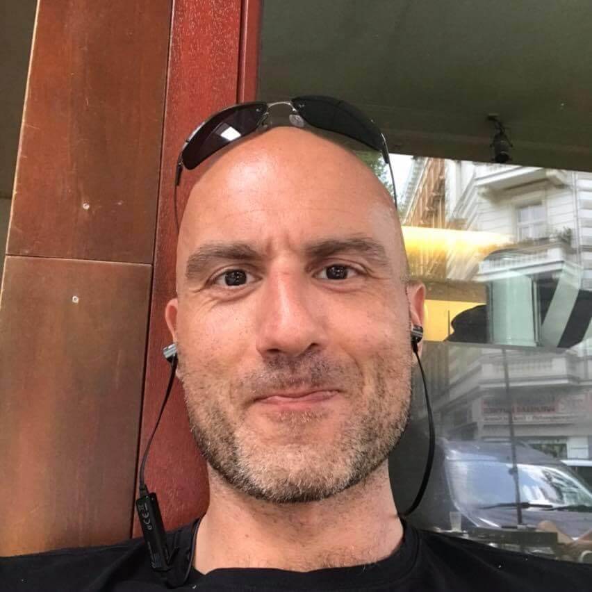 Why We’re Not All Wearing AR/VR Headsets | ARPost